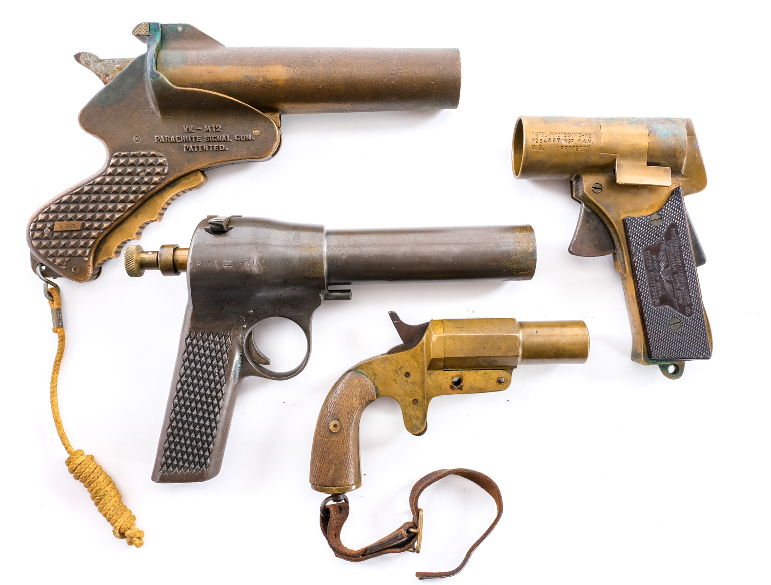 Collectors Lot of 4 WWII Era Flare Guns | Online Gun Auctions