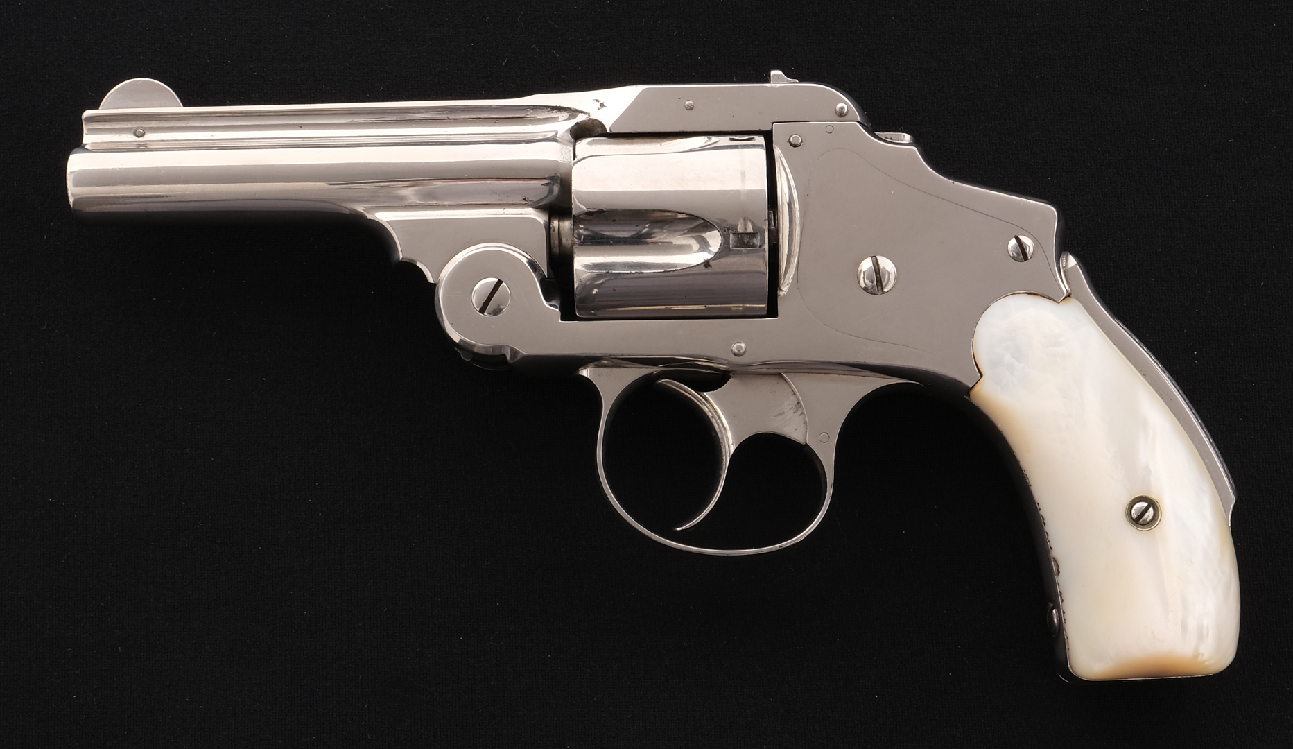 S&W 38 Safety Hammerless .38 S&W Revolver - CT Firearms Auction